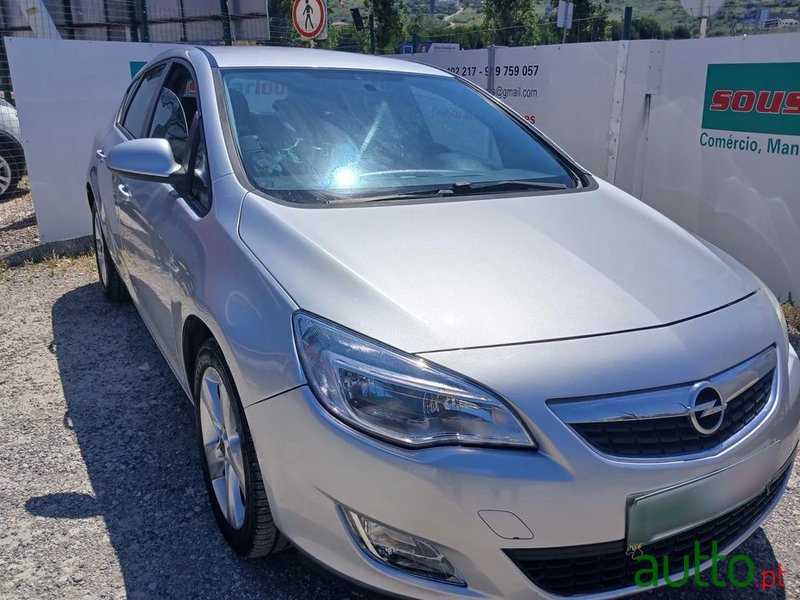 2010' Opel Astra 1.4 Enjoy for sale. Loures, Portugal
