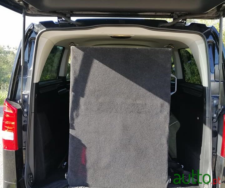 2016' Mercedes-Benz Vito adaptada a transporte de defic para venda ...