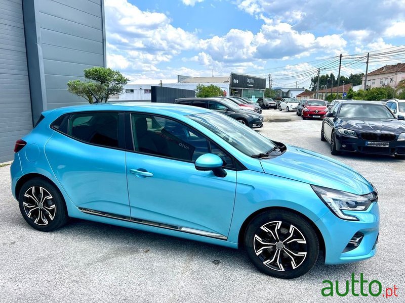 2020' Renault Clio for sale. Leiria, Portugal