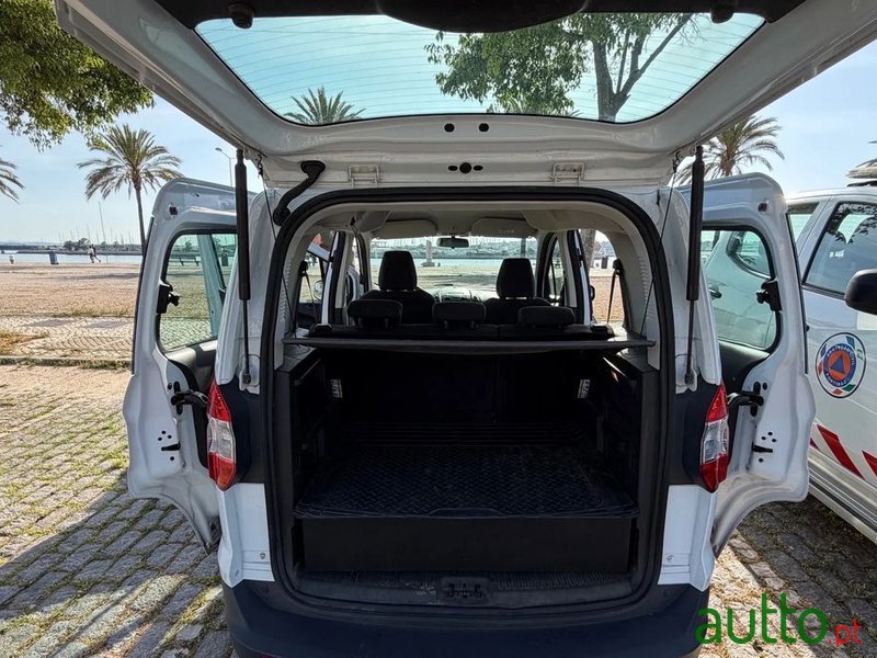 2017' Ford Tourneo Courier for sale. Portimão, Portugal
