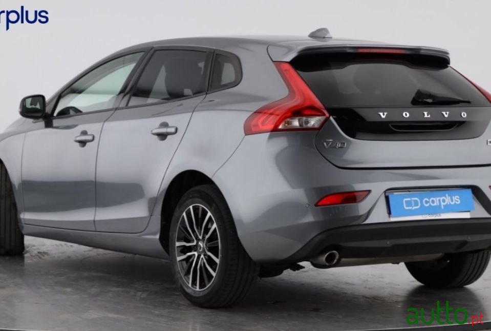 2019' Volvo V40 para venda. Sintra, Portugal