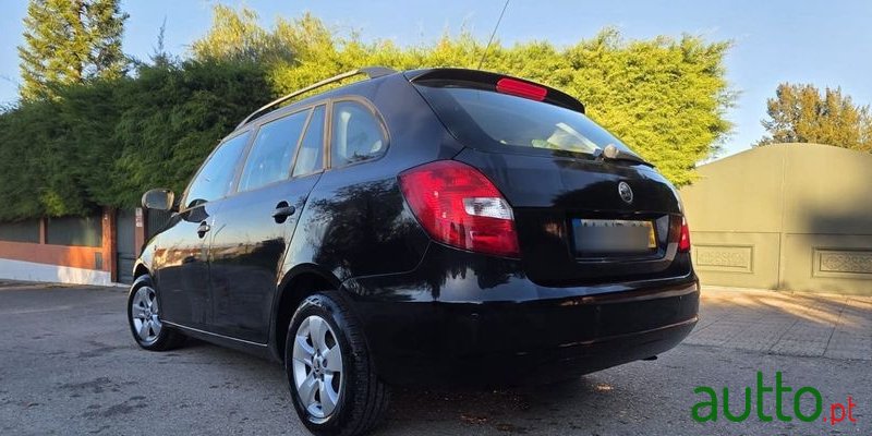 2013' Skoda Fabia Break for sale. Palmela, Portugal