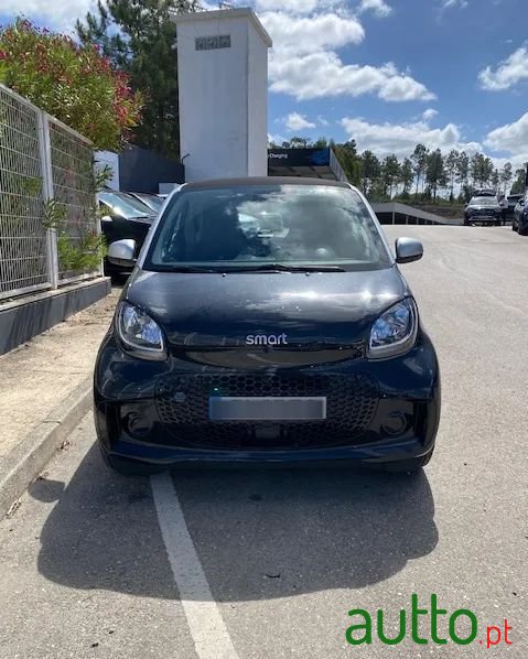 2024' Smart Fortwo Eq Pulse for sale. Leiria, Portugal