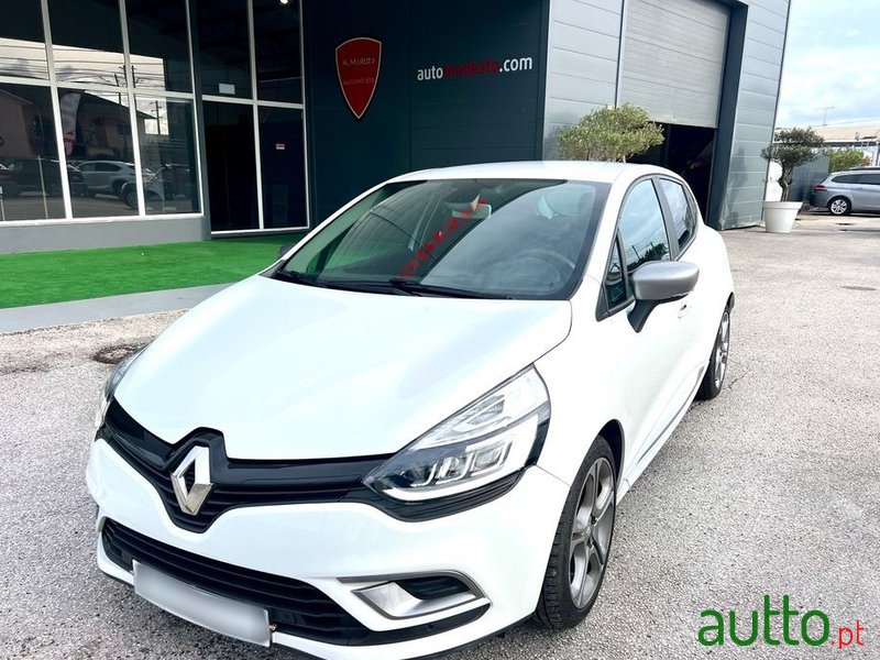 2017' Renault Clio 0.9 Tce Gt Line for sale. Leiria, Portugal