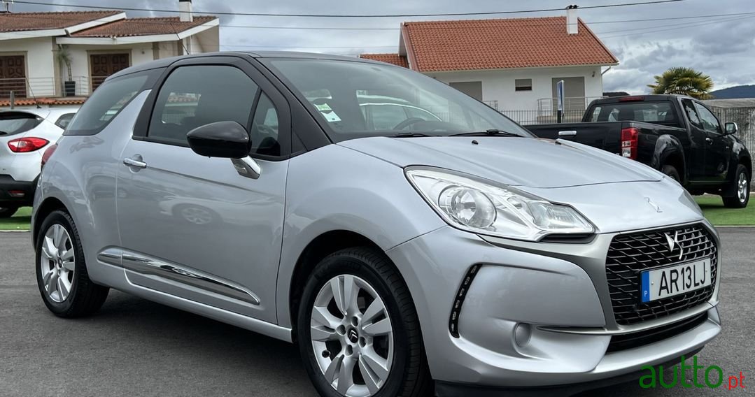 2017' DS Automobiles Ds3 for sale. Braga, Portugal
